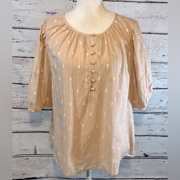 Universal Thread | Tops | Universal Thread Blouse Button Front ...